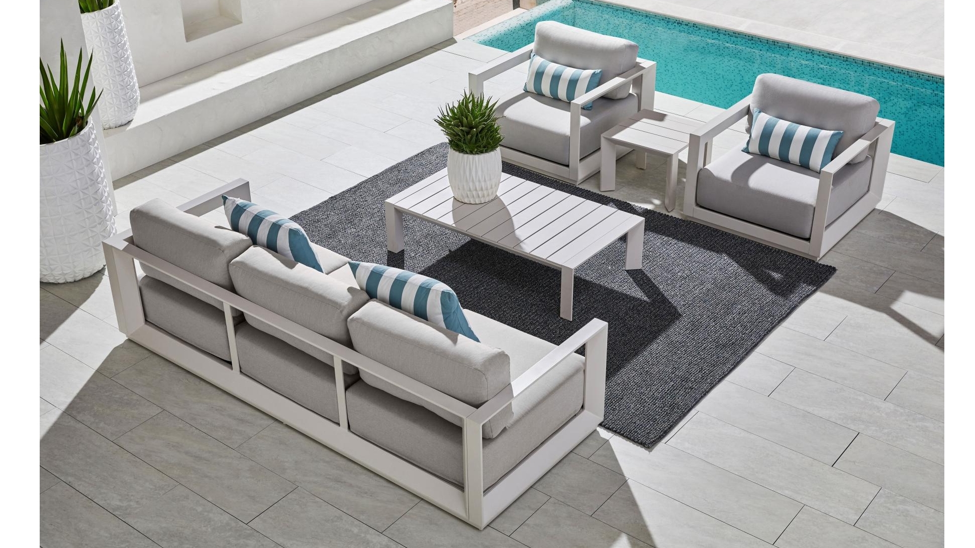 Bellevue 3-Seater Outdoor Lounge | Domayne
