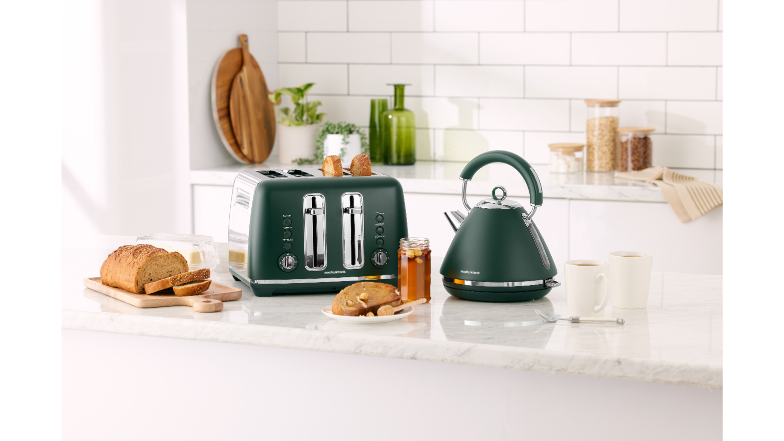 Morphy Richards Ascend Chrome 4 Slice Toaster - Racing Green | Domayne