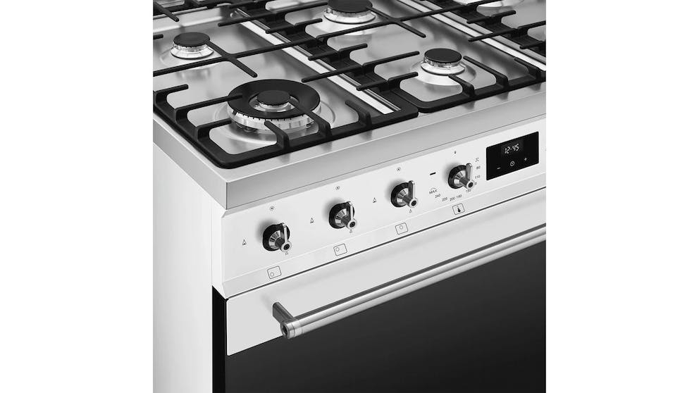 Smeg 900mm Classic Freestanding Cooker with Gas Cooktop - White | Domayne
