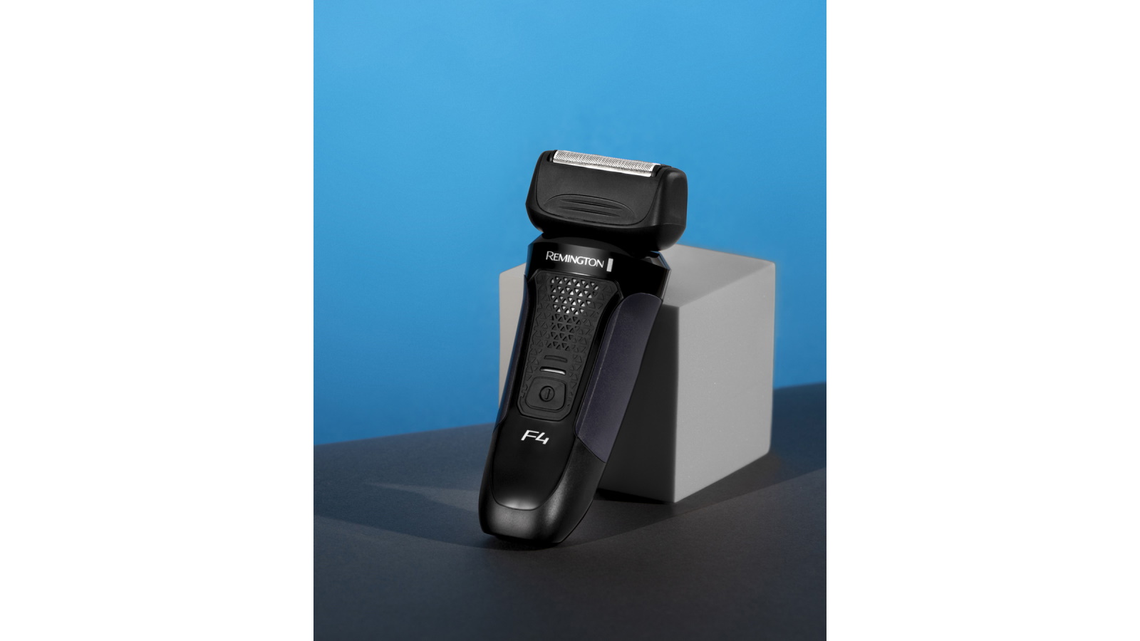 Remington F4 Style Series Wet and Dry Electric Foil Shaver | Domayne