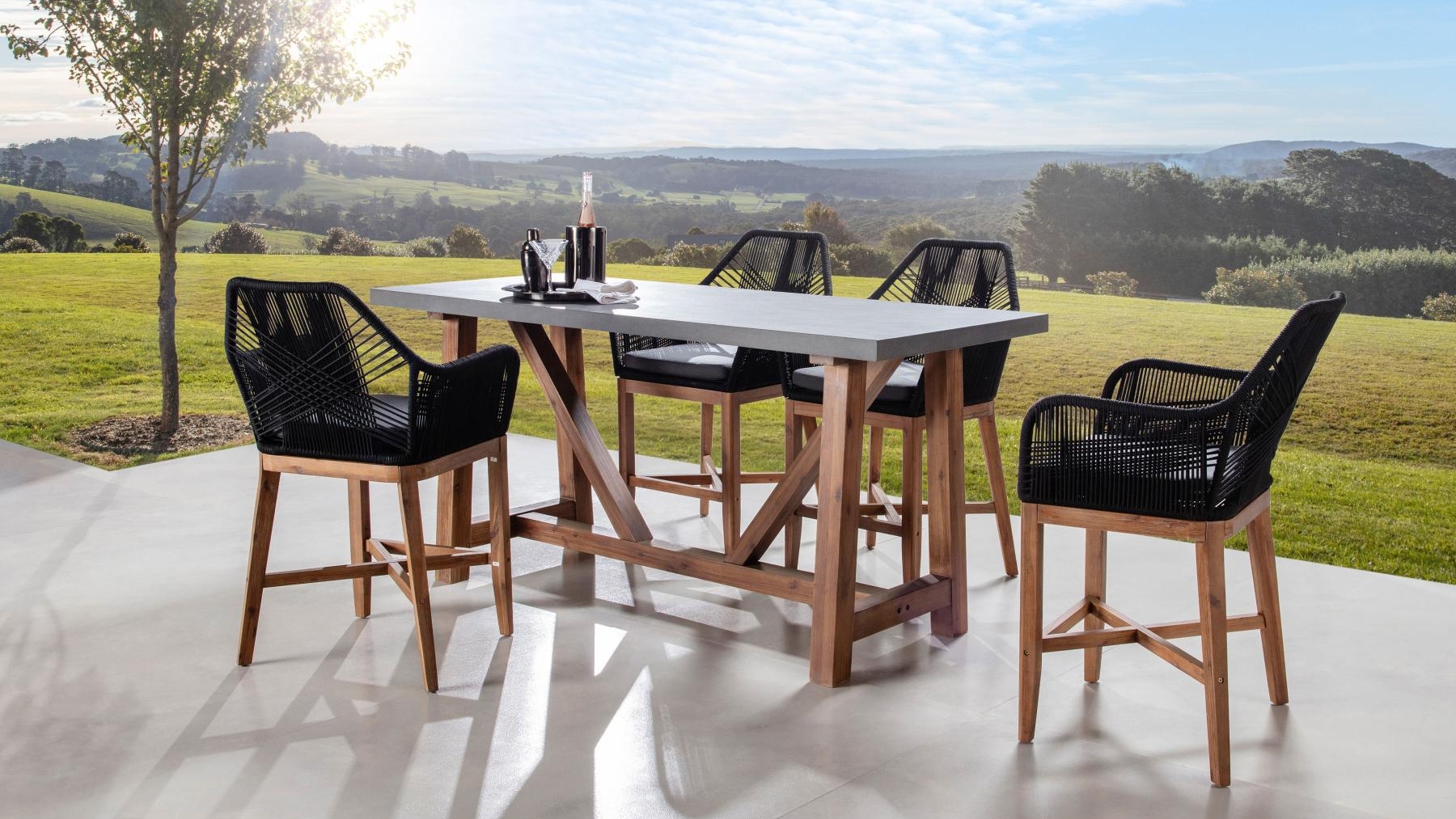 Estrella outdoor dining table store