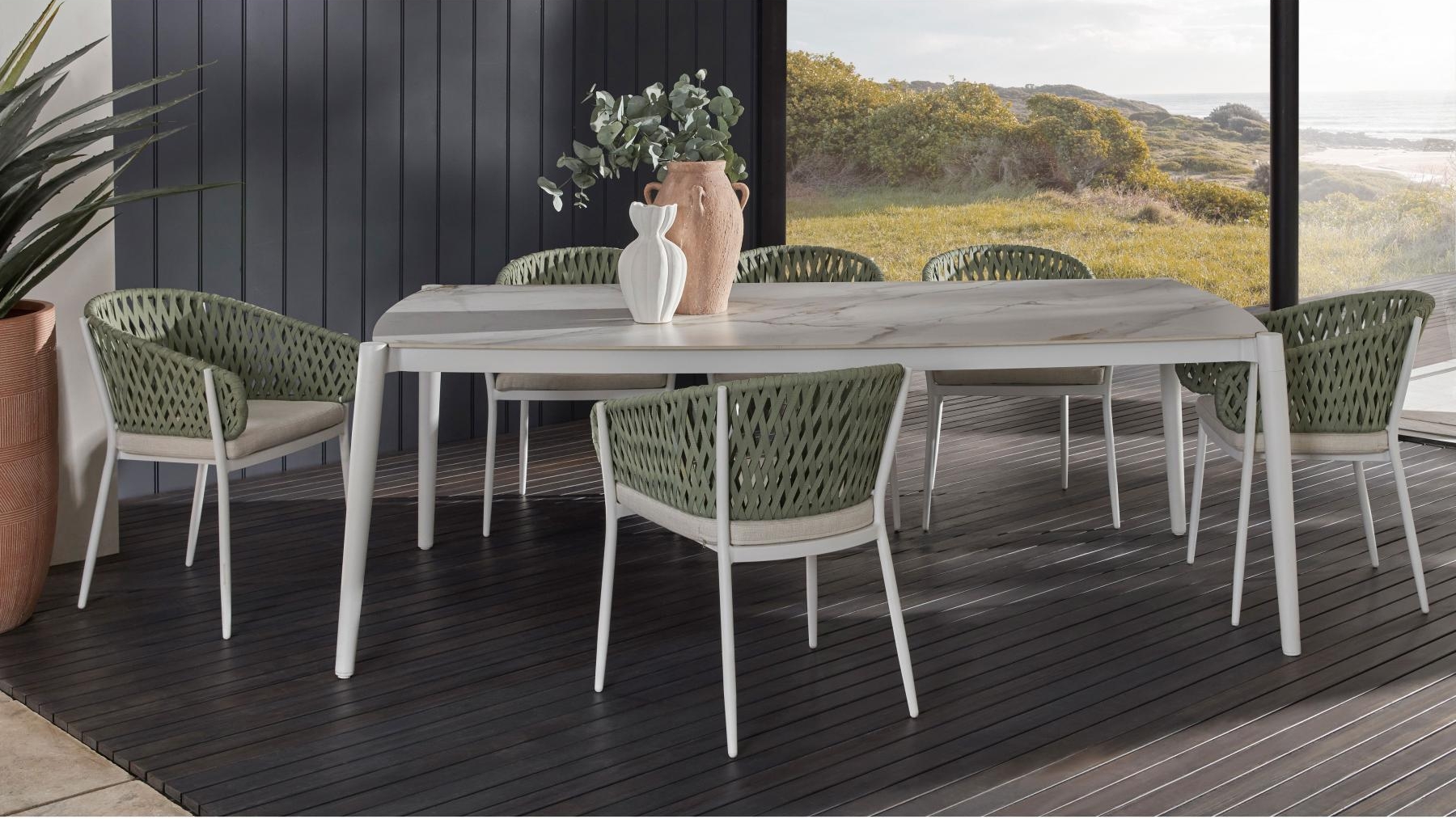 Outdoor Dining Tables & Sets | Domayne