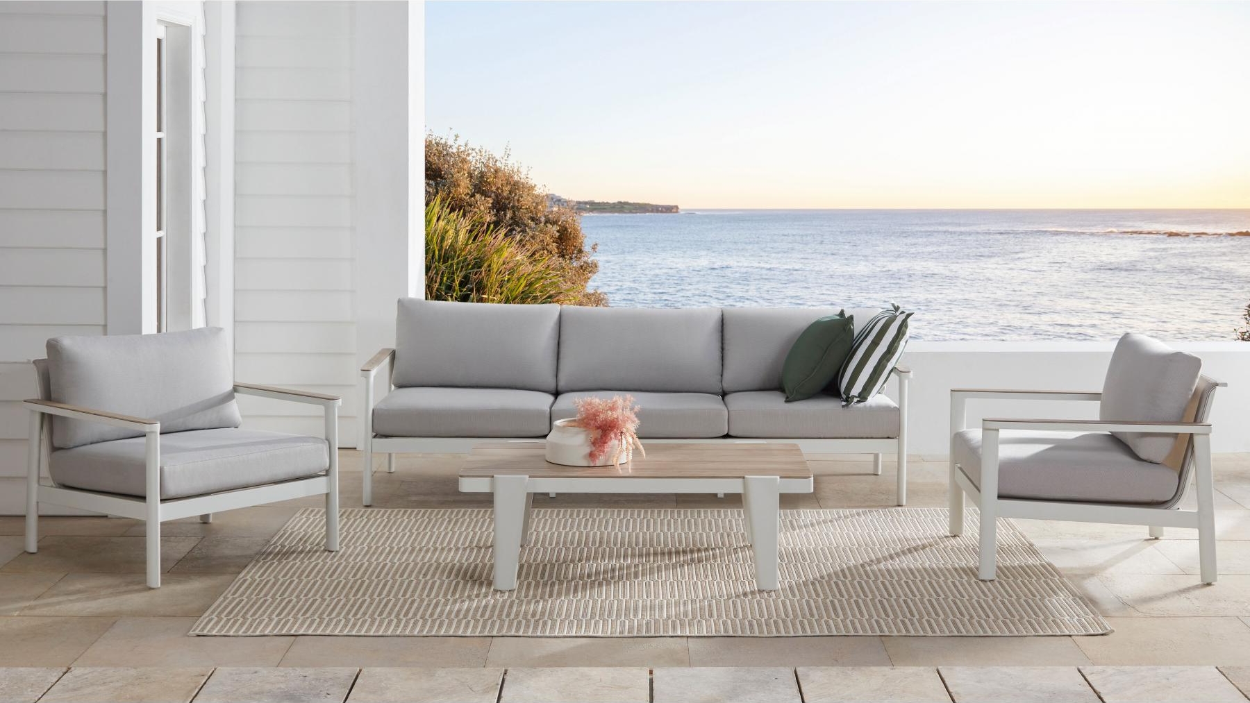 Cayman 4-Piece Outdoor Lounge Setting | Domayne