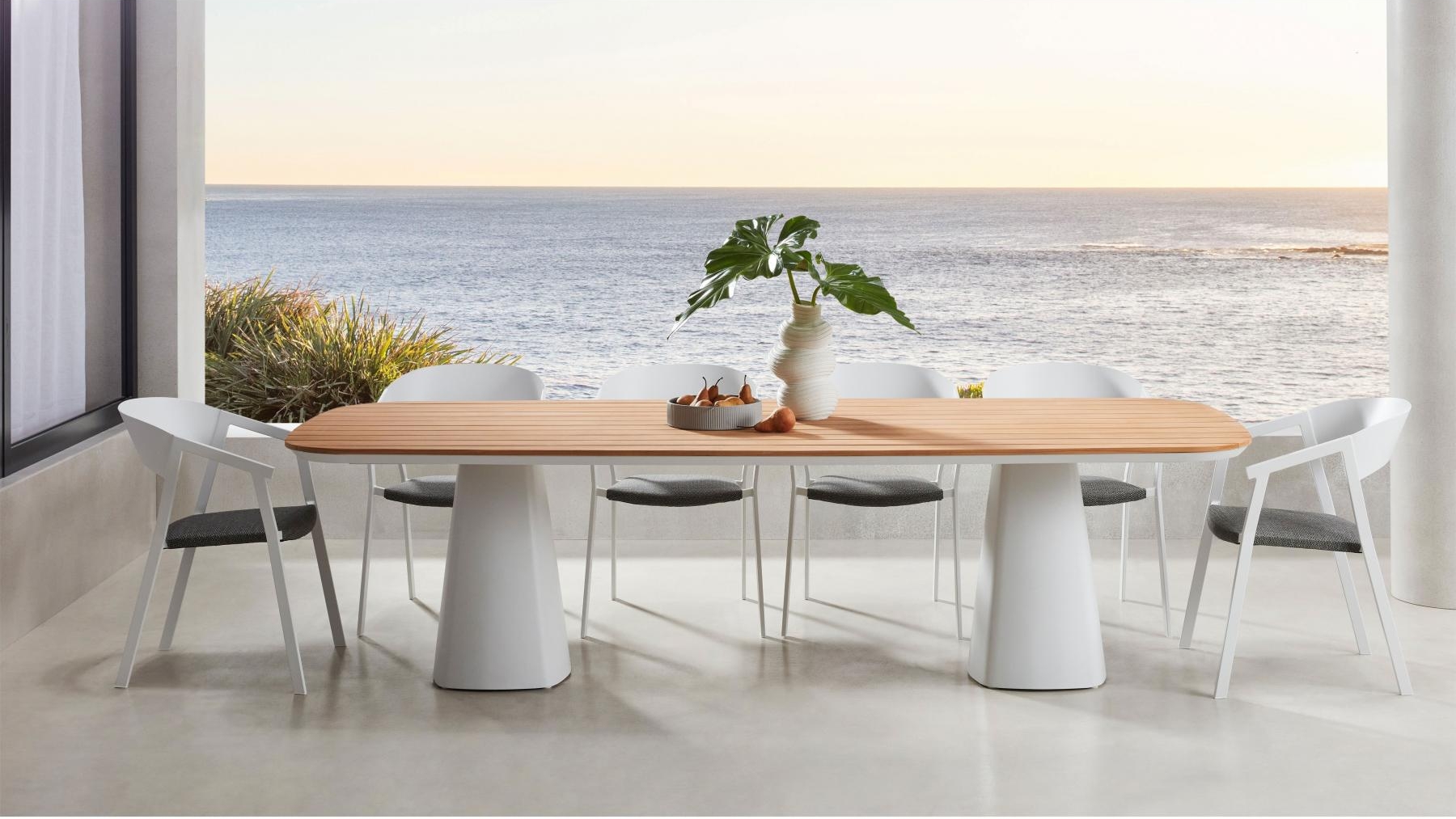 Outdoor Dining Tables & Sets | Domayne