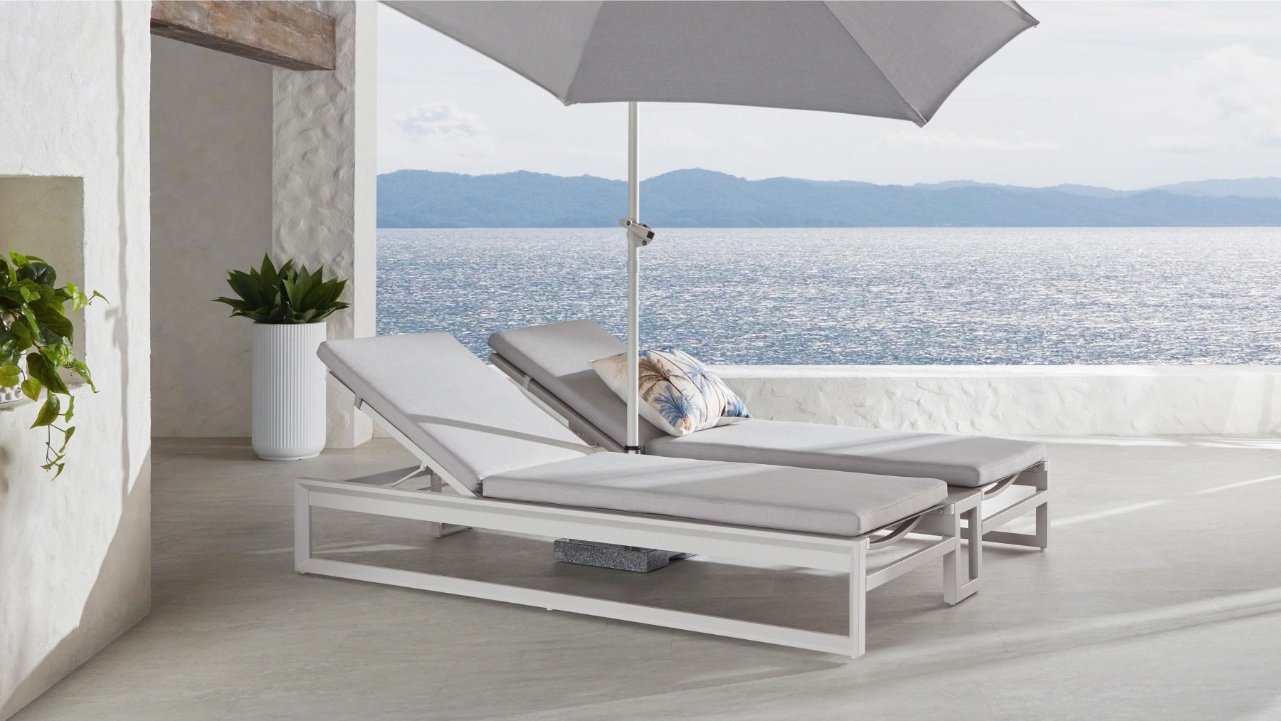Bellevue Outdoor Double Sunlounger | Domayne