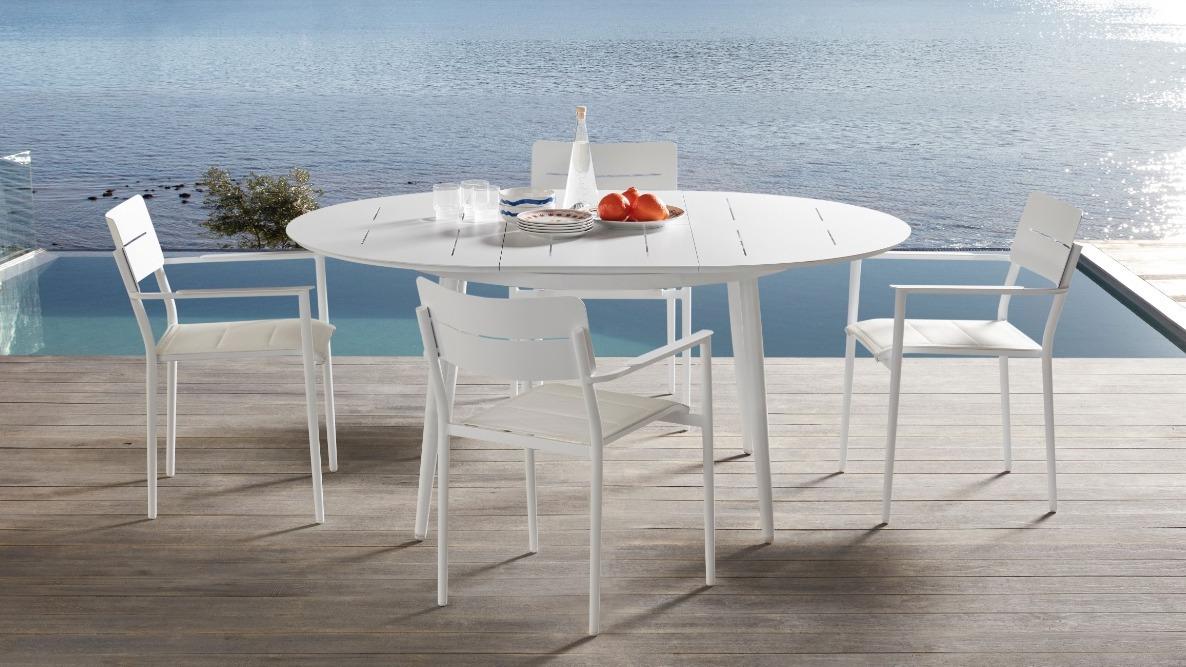 Sindara Outdoor Round Extension Dining Table in White | Domayne