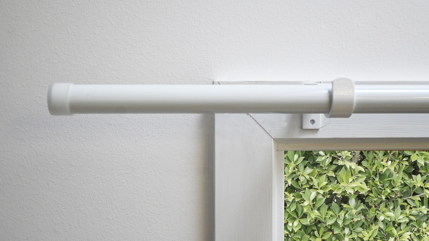 Filigree White Extendable Curtain Rod Set - 140-250cm | Domayne